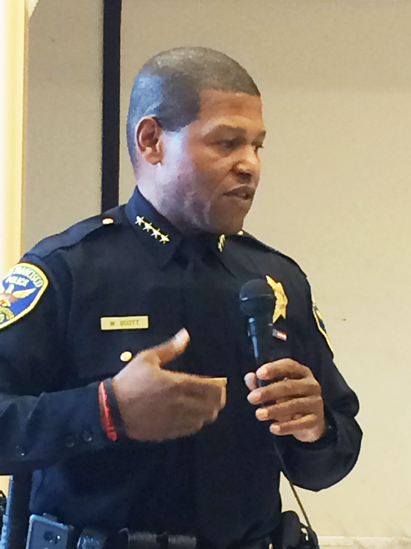 Police chief attends crime forum; more officers to ride, walk beats ...