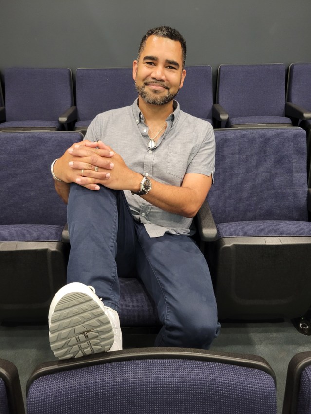 Demetri Broxton’s ‘Save Me Joe Louis’ Packs a Punch at de Young ...